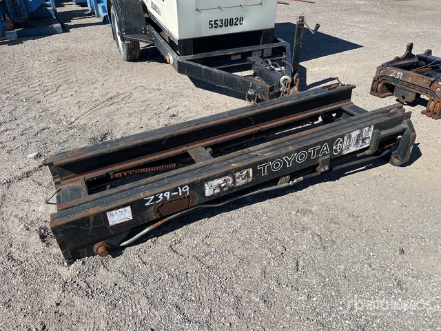 Toyota Forklift Mast - Fits Toyota | Ritchie Bros. Auctioneers