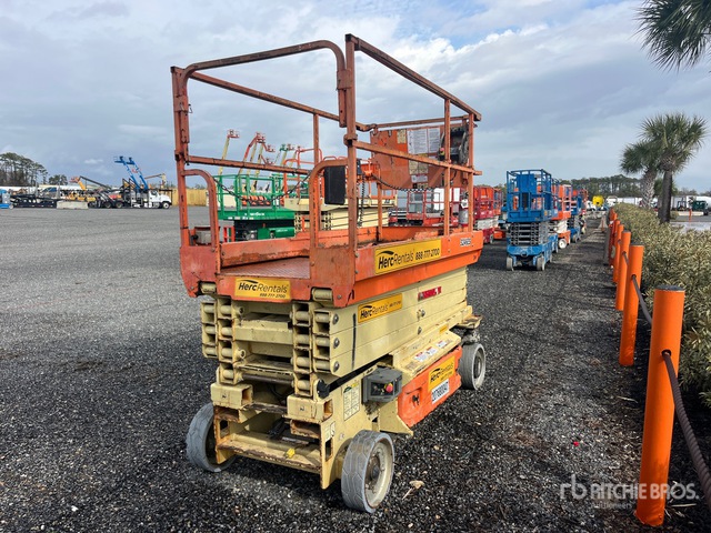 2018 JLG 3246ES Electric Scissor Lift | Ritchie Bros. Auctioneers