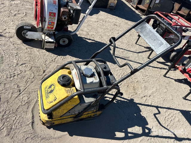 Wacker Reversible Vibratory Plate Compactor | Ritchie Bros. Auctioneers
