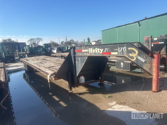 2004 Hefty 36 ft T/A Gooseneck Flatbed Trailer in Pasadena, Texas ...