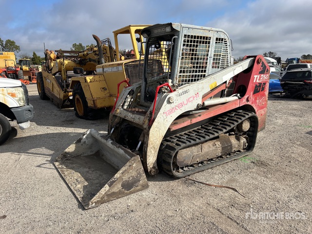 2011 Takeuchi TL250 Compact Track Loader (Inoperable) | Ritchie Bros ...
