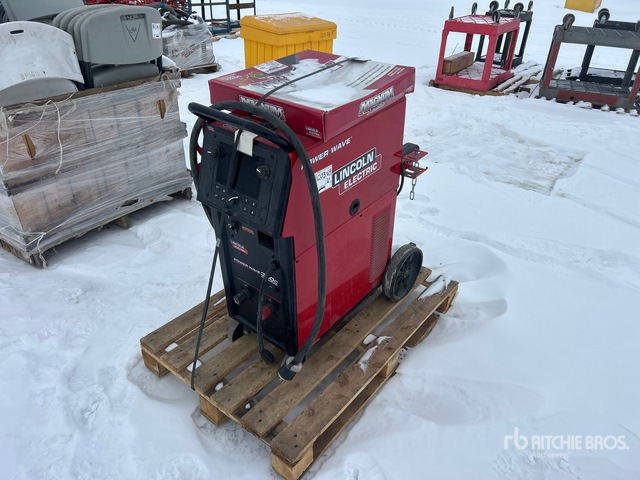 Lincoln Electric 300C Powerwave Electric Welder | Ritchie Bros. Auctioneers