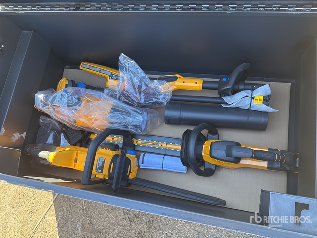 Wood Tuff Tow 48 in Job Box w/ 7 pc Cub Cadet Tool Kit (Unused ...