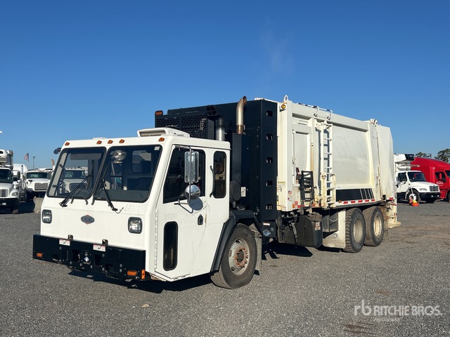 2015 CCC LET2-26 6x4 Rear Loader Waste Collection Truck | Ritchie Bros ...