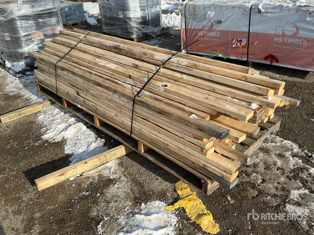 Quantity of (119) 2 in x 4 in SPF Studs | Ritchie Bros. Auctioneers