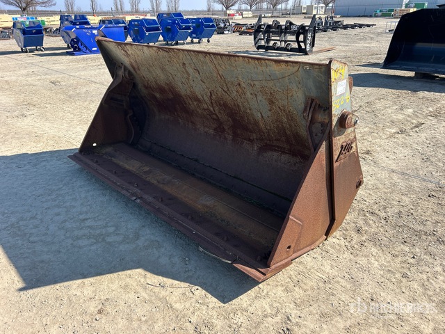 100 in Multi Purpose Wheel Loader Bucket | Ritchie Bros. Auctioneers