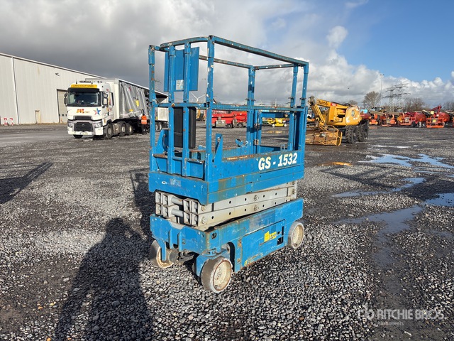 Genie GS-1532 Electric Scissor Lift | Ritchie Bros. Auctioneers