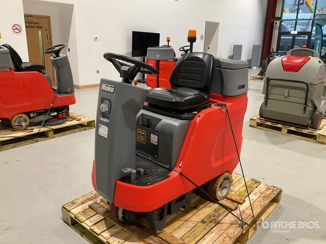 Hako B75R Ride-On Electric Fregadora de Suelos | Ritchie Bros. Auctioneers