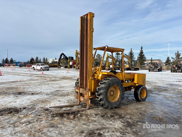 Loadmaster LM-6000-FLD 4x2 Rough Terrain Forklift | Ritchie Bros ...