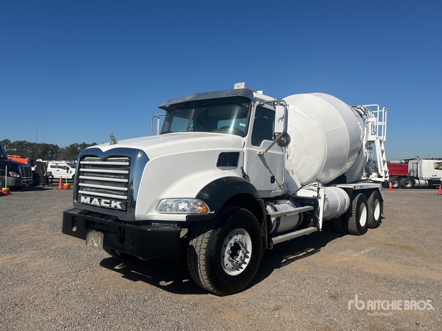 2013 Mack GU813 6x4 Mixer Truck | Ritchie Bros. Auctioneers