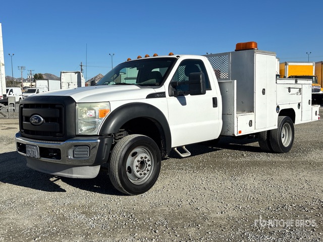 2011 Ford F-550 XL 4x2 Camión Utilitario | Ritchie Bros. Auctioneers