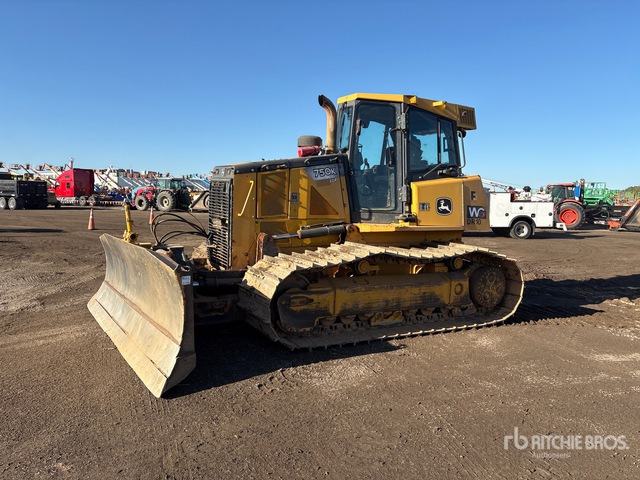 2013 John Deere 750 Crawler Dozer | Ritchie Bros. Auctioneers