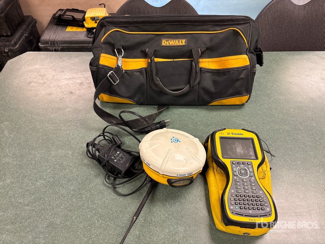 Trimble TSC3 Handheld Grade Control Display | Ritchie Bros. Auctioneers