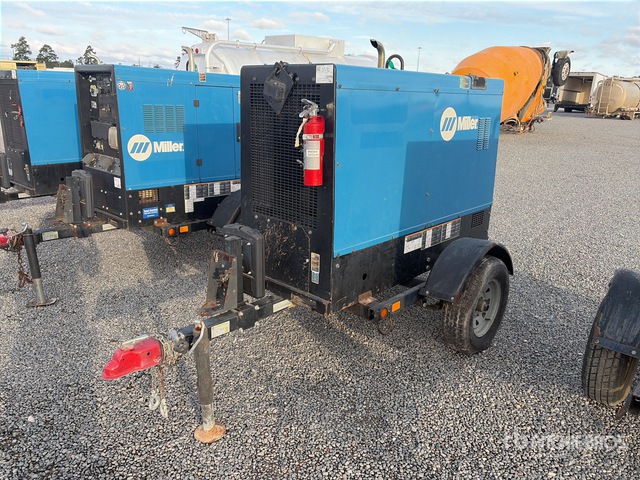 2020 Miller Electric Big Blue 500PRO Mobile Multi-Process Engine Driven ...