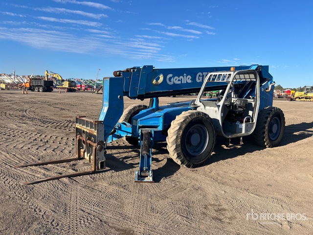 2013 Genie GTH-1056 Telehandler | Ritchie Bros. Auctioneers