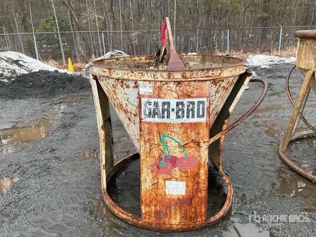 Gar-Bro Concrete Bucket | Ritchie Bros. Auctioneers