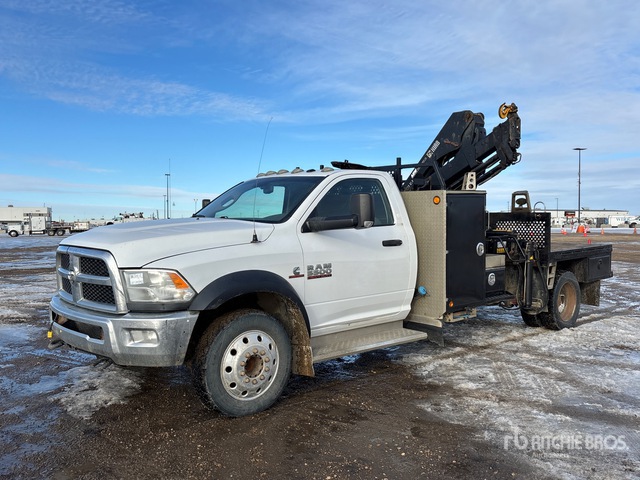 2015 Hiab 077 BS 3 CLX 3350 kg Knuckle Boom on 2015 Ram 5500 4x4 Boom ...