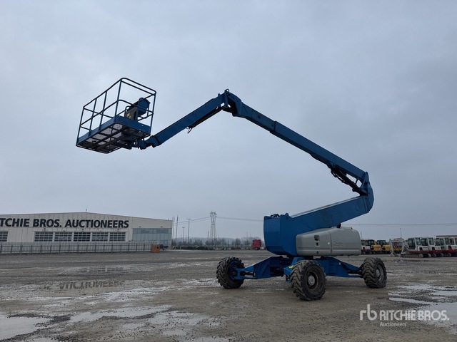 2007 Genie Z135 Articulating Boom Lift | Ritchie Bros. Auctioneers