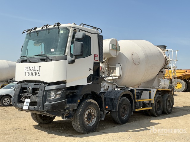 2019 Renault K440 8x4 Twin-Steer Mixer Truck | Ritchie Bros. Auctioneers