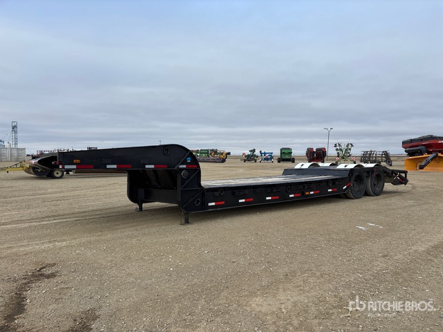 1970 Ubilt T/A Double Drop Lowboy Trailer | Ritchie Bros. Auctioneers