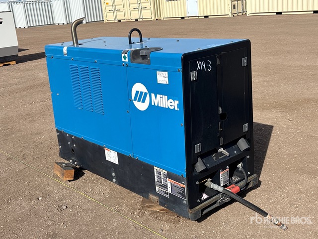 Miller Big Blue Air Pak 3-in-1 Engine Driven Welder | Ritchie Bros ...
