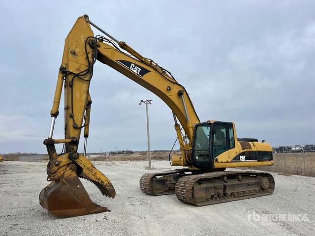 2003 Cat 330C L Tracked Excavator | Ritchie Bros. Auctioneers