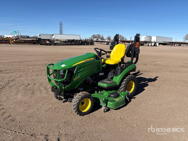 2017 John Deere 1025R 4WD Utility Tractor | Ritchie Bros. Auctioneers