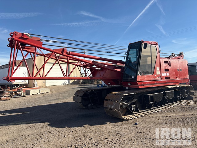 2002 Manitowoc 222 Series B 100 ton Lattice-Boom Crawler Crane ...
