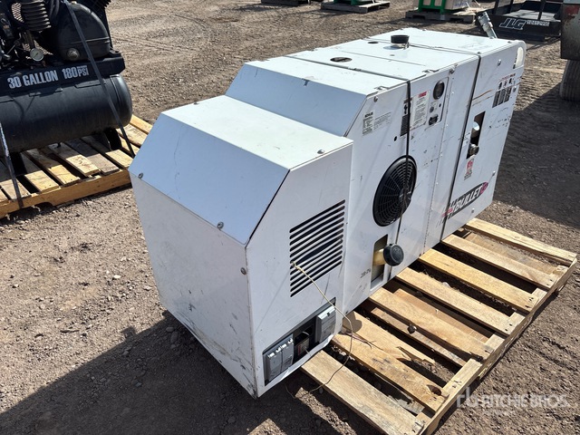 Bullet Skid-Mounted Air Compressor | Ritchie Bros. Auctioneers