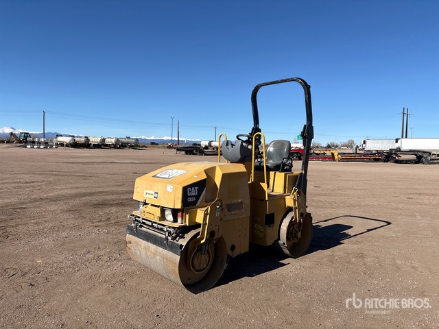 2012 Cat CB24 Double Drum Roller | Ritchie Bros. Auctioneers