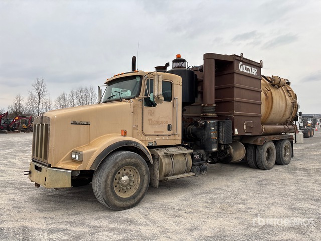 Vactor Guzzler G-CL on 2011 Kenworth T800 6x4 Vacuum Tanker Truck ...