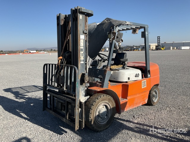 2021 Heli CPCD40-M4K2 8800 lb Montacargas (INOPERABLE) / Forklift ...