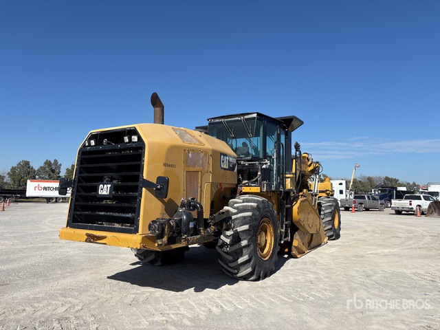 2015 Cat RM500B Wheel Soil Stabilizer Reclaimer | Ritchie Bros. Auctioneers