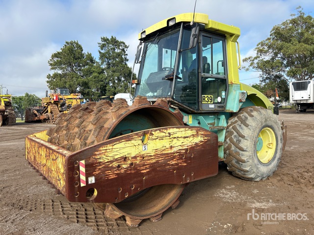 2008 Ammann ASC 150 PD Padfoot Drum Compactor | Ritchie Bros. Auctioneers