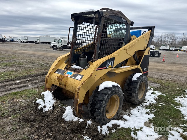 Caterpillar 262 Skid-Steer Loaders transport quote to East Hampton, CT ...