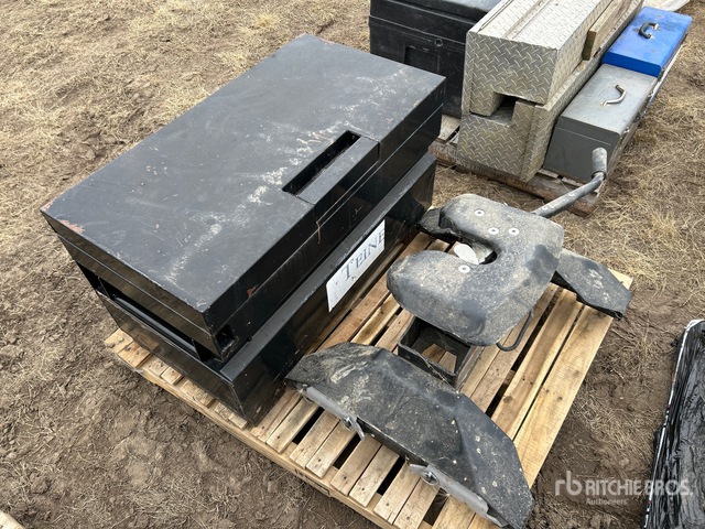 Curt A16 Fifth Wheel | Ritchie Bros. Auctioneers