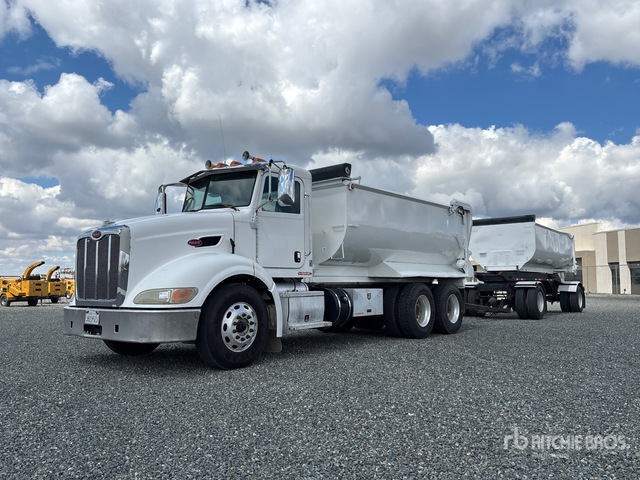 2013 Peterbilt 384 6x4 Transfer Set | Ritchie Bros. Auctioneers
