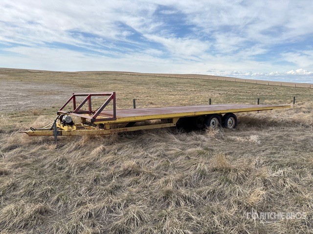 Friggstad 28 ft Flatbed Trailer | Ritchie Bros. Auctioneers