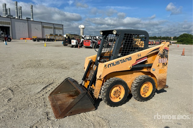2017 Mustang 1050R Skid Steer Loader | Ritchie Bros. Auctioneers