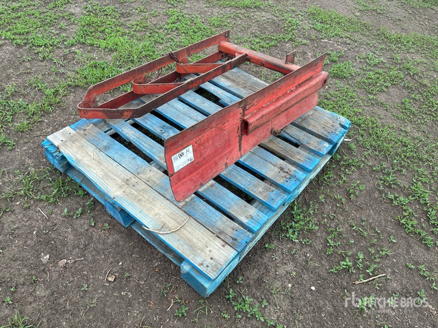 42 in Side Delivery Bracket For Square Baler Divers - Équipement ...
