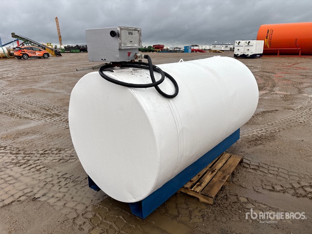 Steel Fuel Tank | Ritchie Bros. Auctioneers