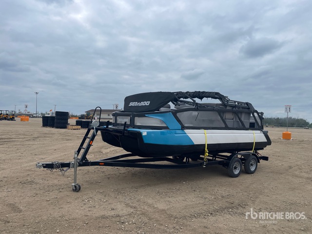 2023 Sea-Doo Switch 19 19 ft Pontoon Boat | Ritchie Bros. Auctioneers