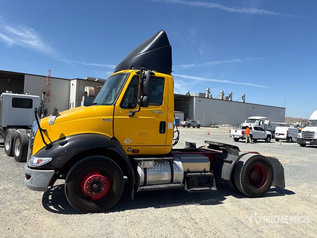 2012 International TranStar 8600 4x2 S/A Day Cab Truck Tractor ...