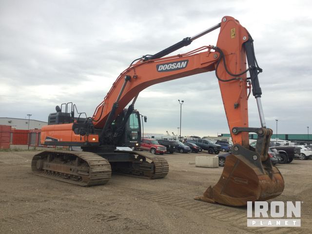 2015 Doosan DX530LC-5 Track Excavator in Saskatoon, Saskatchewan ...