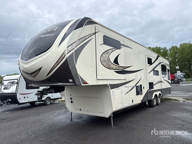 2018 Grand Design Solitude 40 ft T/A Travel Trailer | Ritchie Bros ...