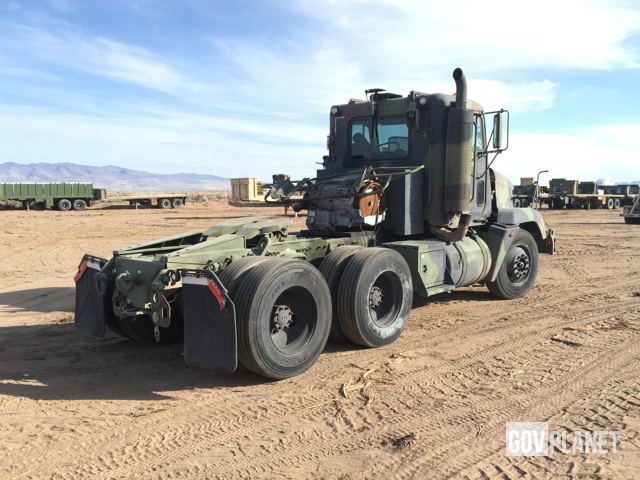 Surplus 2003 Frieghtliner M915A3 6x4 Tractor Truck in Doyle, California ...