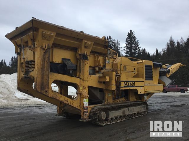 2006 Extec C12 Tracked Mobile Jaw Crusher in Saint-Sauveur, Quebec ...