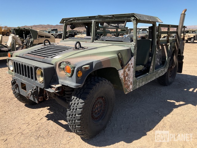 Surplus 2007 AM General M1152A1 HMMWV 2 Door Hard Top w/Truck Body in ...