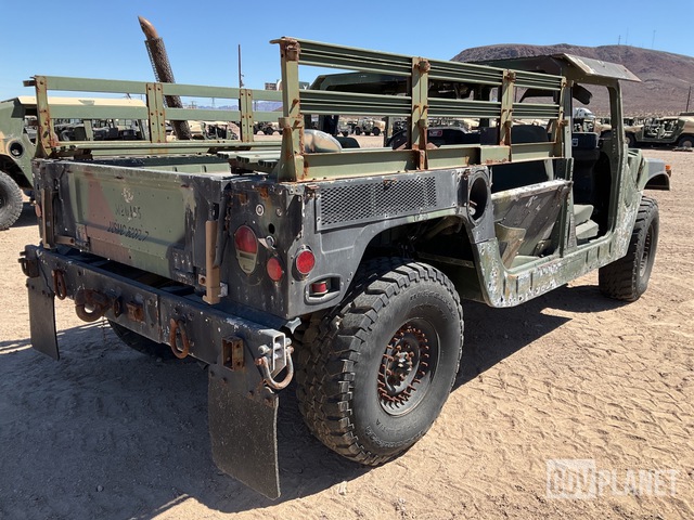 Surplus 2007 AM General M1152A1 HMMWV 2 Door Hard Top w/Truck Body in ...