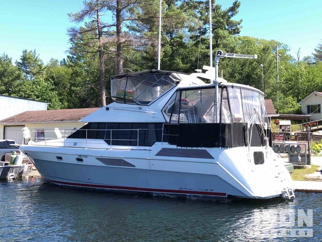 1990 (unverified) Bayliner 4387 Motoryacht Cabin Cruiser in Mactier ...